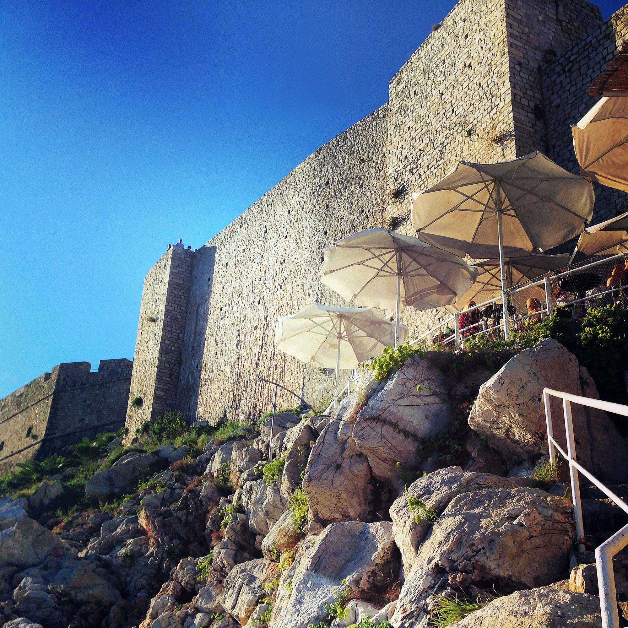 Cafe Buza (AKA Café Buža or Buža Bar) in Dubrovnik, Croatia - Global ...